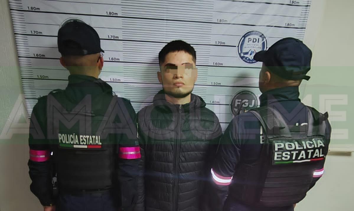 Guardias de Walmart descubren a Edwin escondiendo 6 botellas de licor ...