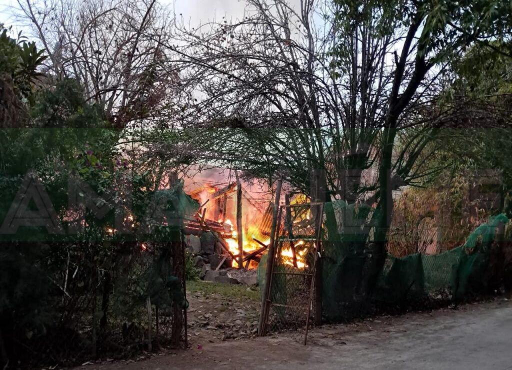 Explosión de un cilindro acabó con un cuartito madera de la familia ...